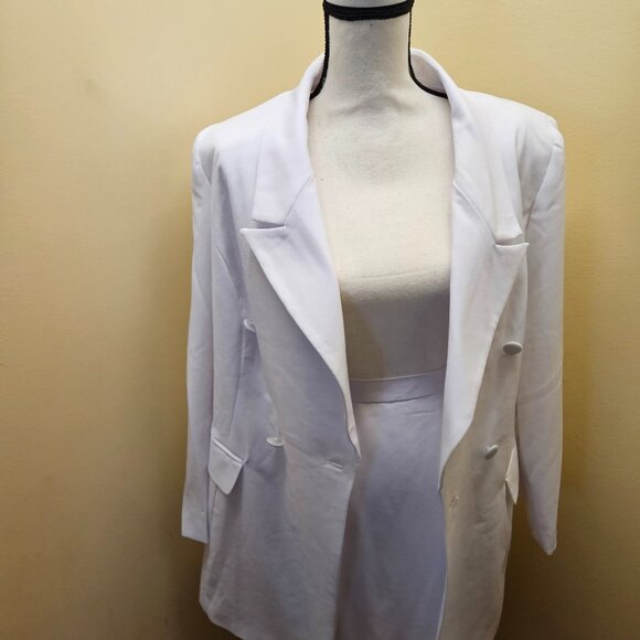 Aussie Austine | Other | Aussie Austine White Doublebreasted Suit Nwot ...